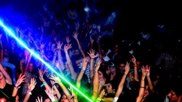 Diferencias entre 'rave party' y 'after party' - ¡No sabes nada!